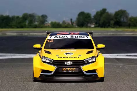 Sedan Lada Vesta se preparará para raças 37072_3