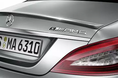 New Meredes-Benz e sareng CLS 63 amg ngumpulkeun hiji 