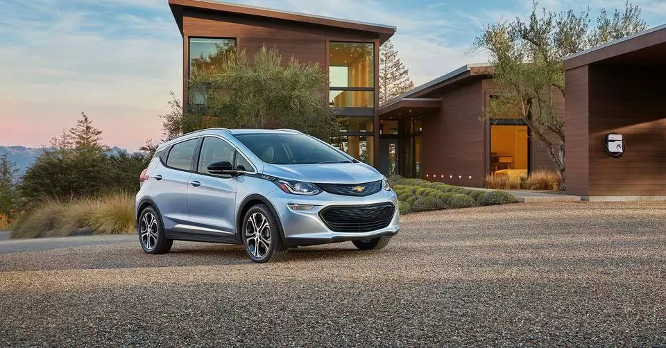 Chevrolet bolt imodoka yamashanyarazi izaba tagisi idafite umuco