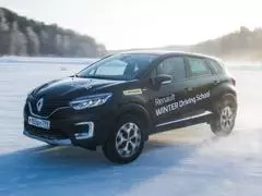 Renault o bontšitse setšoantšo sa Crossiver se secha sa Russia 39239_3