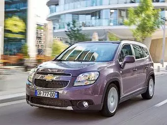 Ni Russia, Minnivan Chevrolet Orlando ni ẹrọ dinel kan