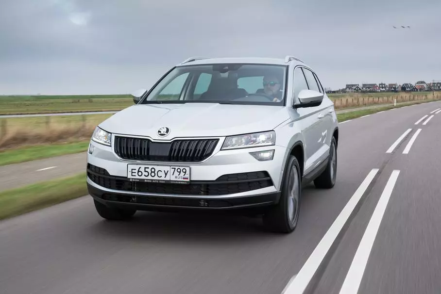 Pirmā tikšanās ar Krievijas Skoda Karoq 40194_4