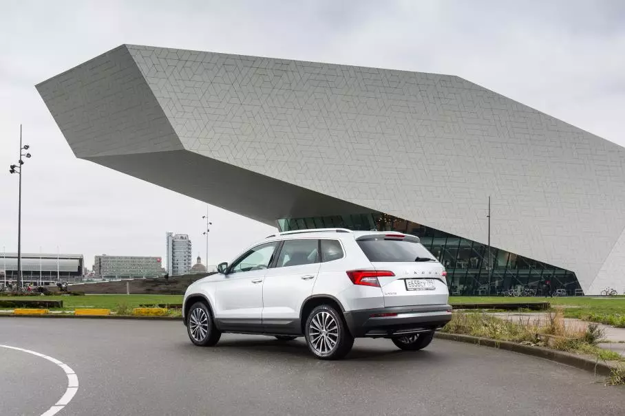 Prvé stretnutie s ruskou Škoda Karoq 40194_8