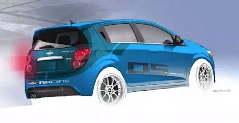 Chevrolet preparou aveeo hatchback para corridas 4022_2