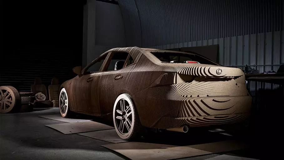 Lexus made cardboard IS 40247_2