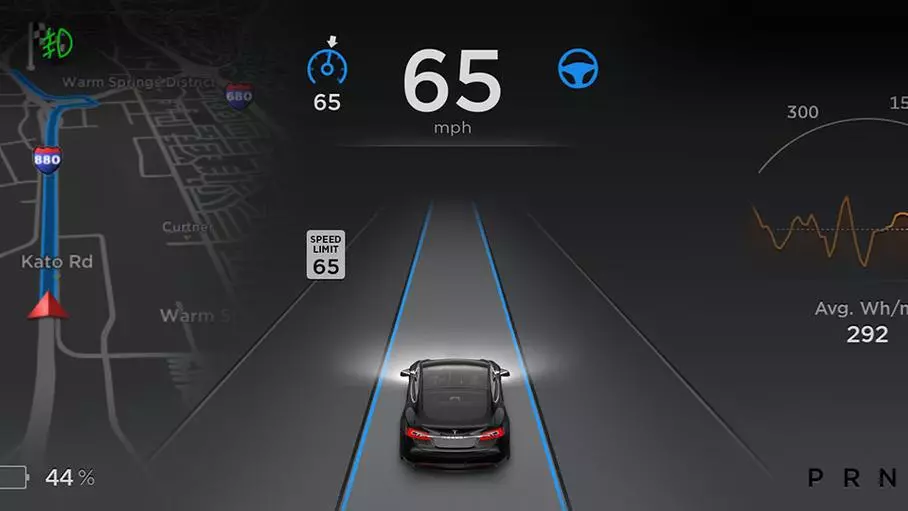 Autopilot dukket opp i teslas 40353_1