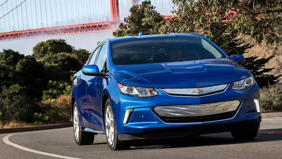 Chevrolet Volt gibridi yilning yashil mashinasini tanladi