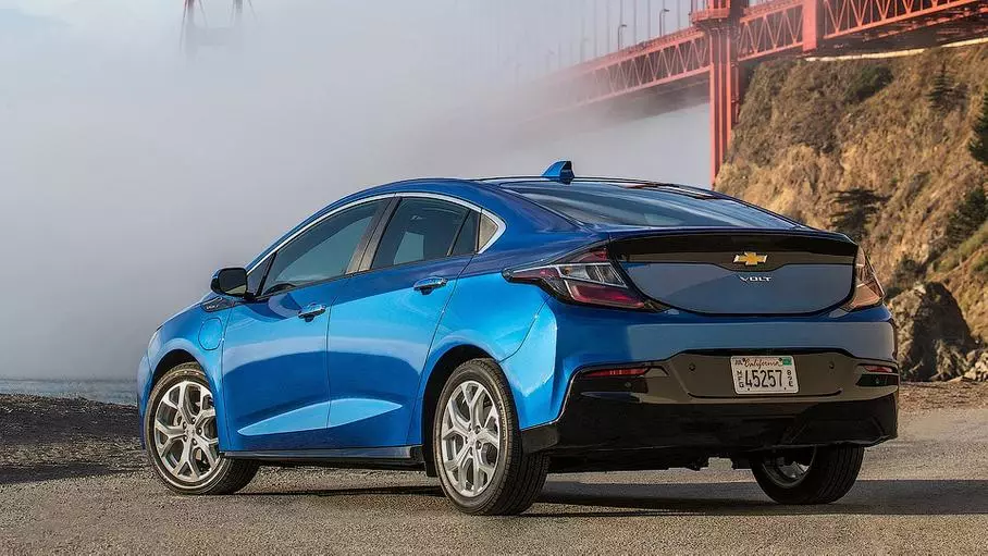 Chevrolet Volt гибриді жылдың жасыл машинасын таңдады 4069_2