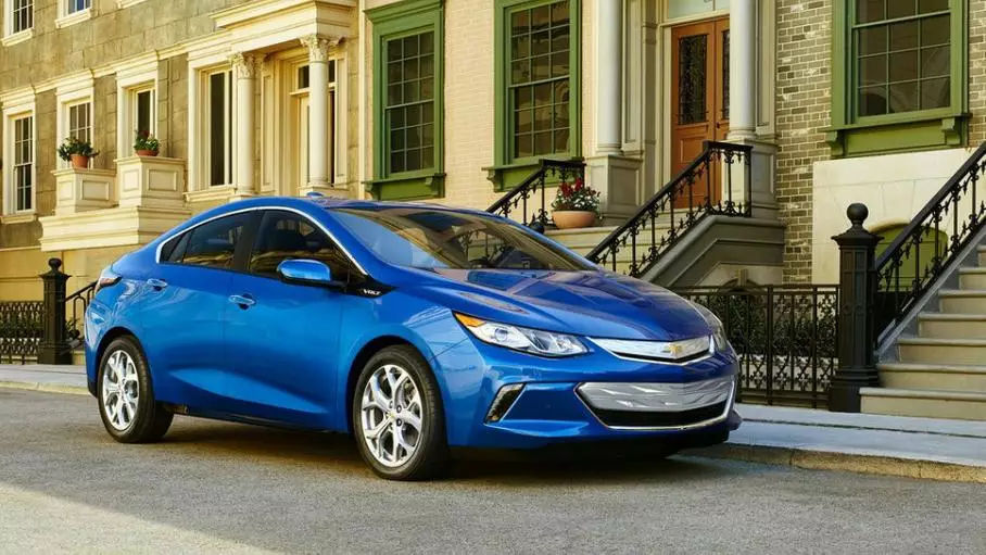 General Motors akan membina Chevrolet Volt tanpa pemandu 4070_1