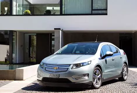 ຮູບພາບທໍາອິດຂອງ Chevrolet Volt ໃຫມ່ໄດ້ປະກົດຕົວ. 4076_2