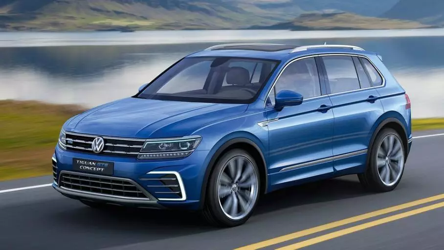 Volkswagen ṣe titi diguan arabara pẹlu awọn panẹli oorun 40941_1