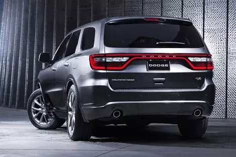 Dodge Durango được trang bị 8 tốc độ 