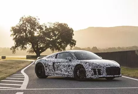 Tá deireadh le SUPSCAR NUA Audi R8 a bheith ina rún 42057_3