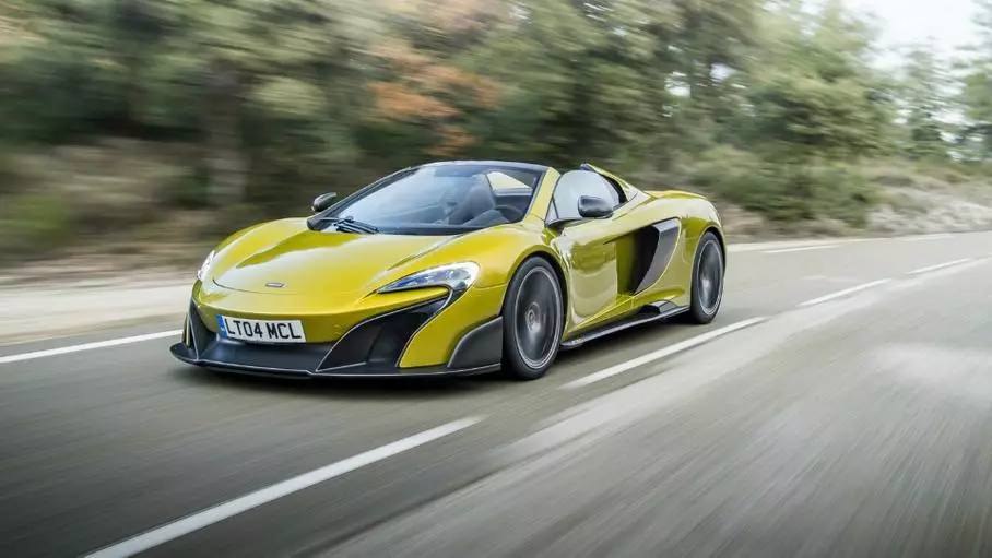 De krachtigste router McLaren werd in twee weken verbonden 42555_1