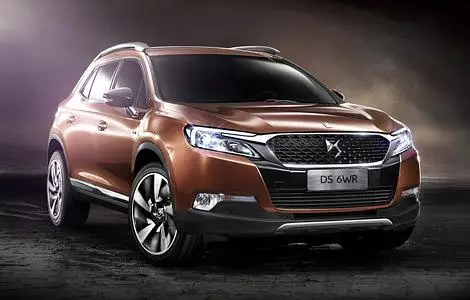 Citroen ukázal interiér prvního Crossoveru DS 4274_4