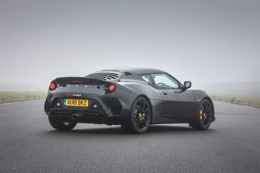 Lotus sortzailearen semeak Evoraren ibilbideak aurkeztu zituen 42961_3