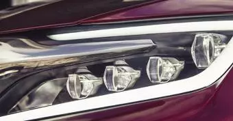 Citroen ukázal LED Faro čínského konceptu-kara