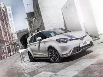 Hatchback mg3 نىڭ ياۋروپا نەشرىنىڭ تەپسىلاتلىرى. 43950_1