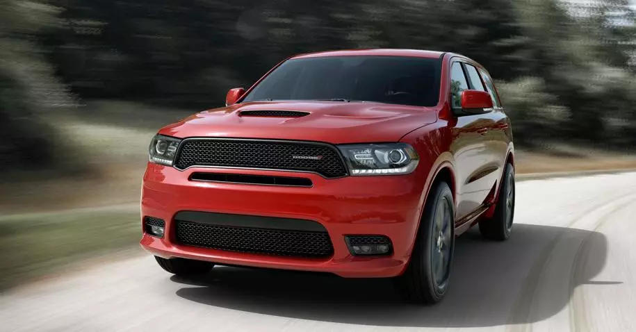 Dodge "moħbija" l-soltu Durango taħt il-verżjoni "ċċarġjata"