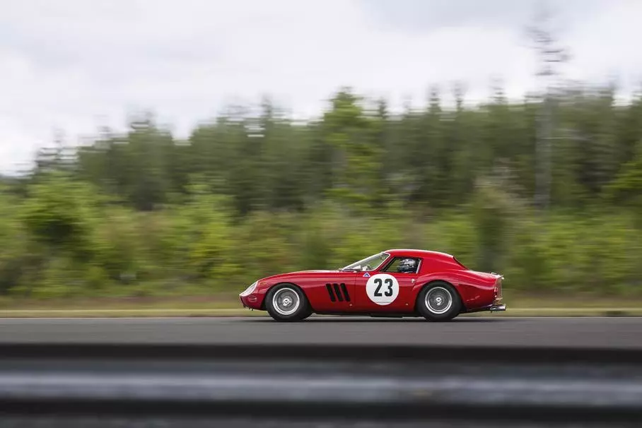 Ferrari 250 GTO kuuzwa kwa rekodi 3.3 rubles bilioni 4500_3