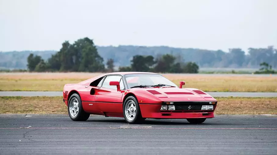 Raruty Coupe Ferrari avaliou US $ 2,8 milhões