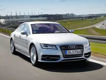 Audi သည် Model S7 နှင့် S6 တွင်ရုရှားစျေးနှုန်းများဟုခေါ်ကြသည် 45175_1