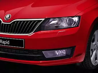 Skoda Rappid ஐ மேம்படுத்தப்பட்டது 45362_1