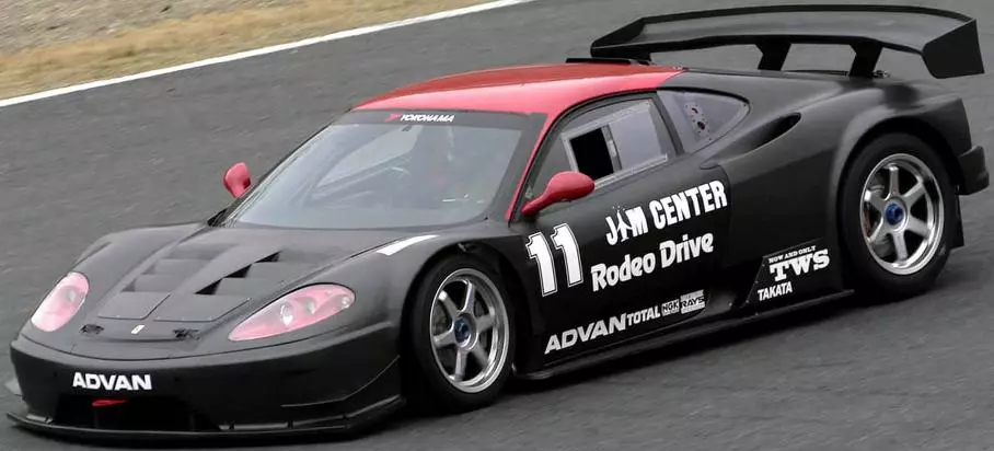 Unique Ferrari, built in Japan, will leave the hammer 4605_2