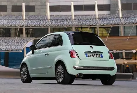 Fiat 500 kai Rasha tare da dijital 