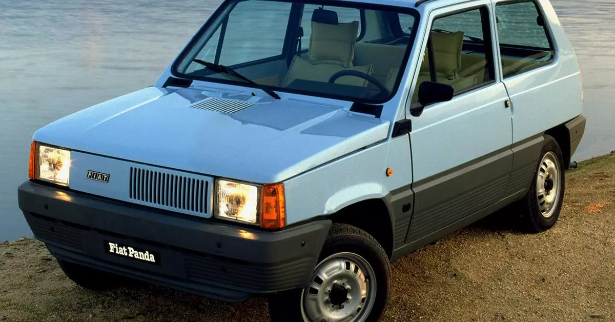 Fiat Panda: Auto Handia Tamaina txikiak