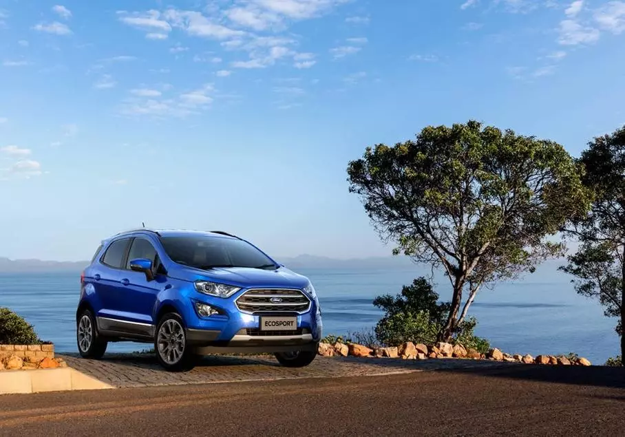 Nəzavan Rusiyanın yenilənmiş Ford EcoSport üçün qiymətləri 4840_1