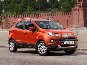 Ford EcoSPort Ukázalo sa, že je 100 tisíc rubľov drahšie ako Nissan Juke