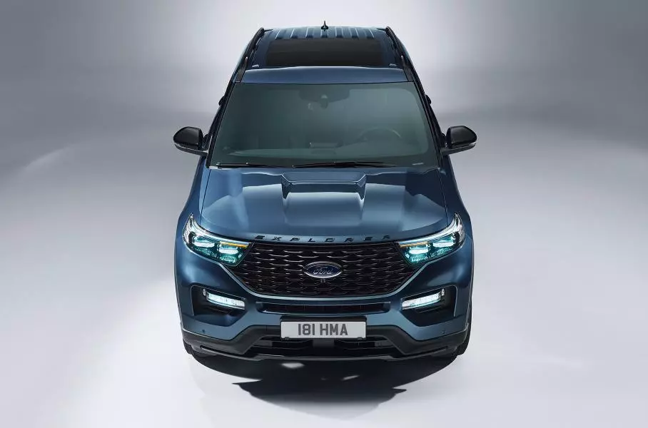 Nový Ford Explorer sa stal hybridným a naučil sa účtovať z výstupe 4915_2