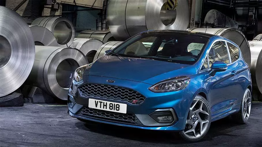 Yeni Sıcak Hatch Ford Fiesta St üç silindire taşındı 4955_1