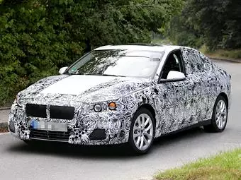 BMW a commencé les tests d'une petite berline 49800_1