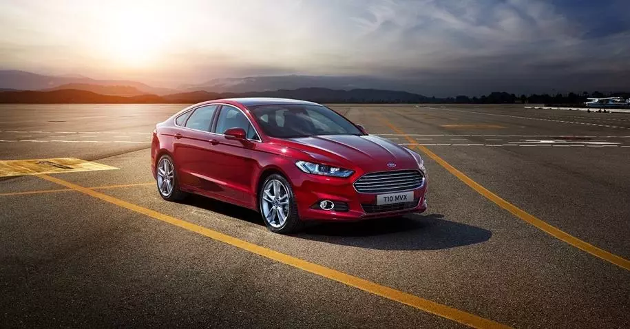 Ford reagéiert a Russland Moudelo mat enger Parkingbrems Defekt