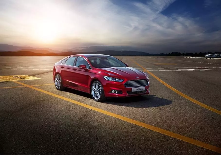 Ford reagira u Rusiji Mondeo s defektom parkirne kočnice 5056_1