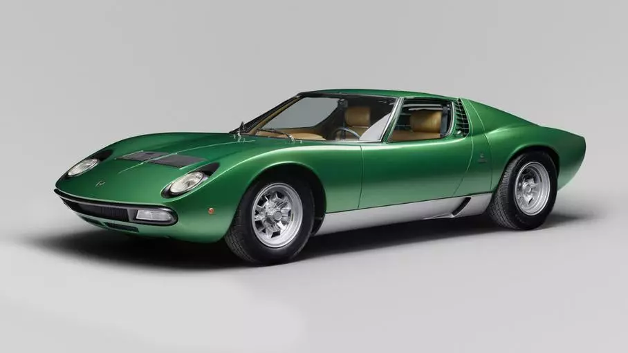 Athchóiríodh Lamborghini an chéad chás de Miura Sv 51476_2