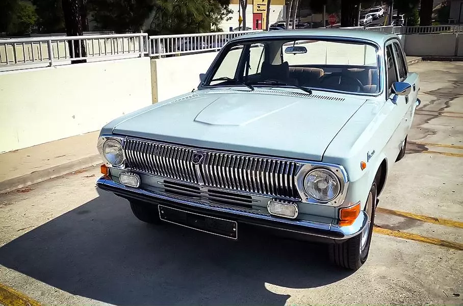 Blogger americano chiamato il Volga sovietico con una macchina senza speranza 5202_1