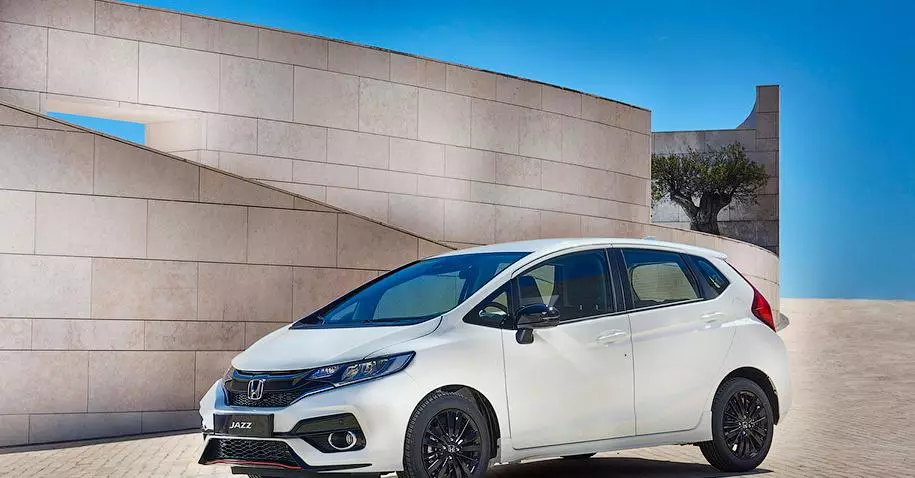 توڭلىتىش «honda" جاز "دىن بۇرۇنقى« ھەرىكەتچان »ۋە 130 كۈچلۈك ماتور