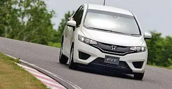 Honda bi fermî jazz nû nîşan da