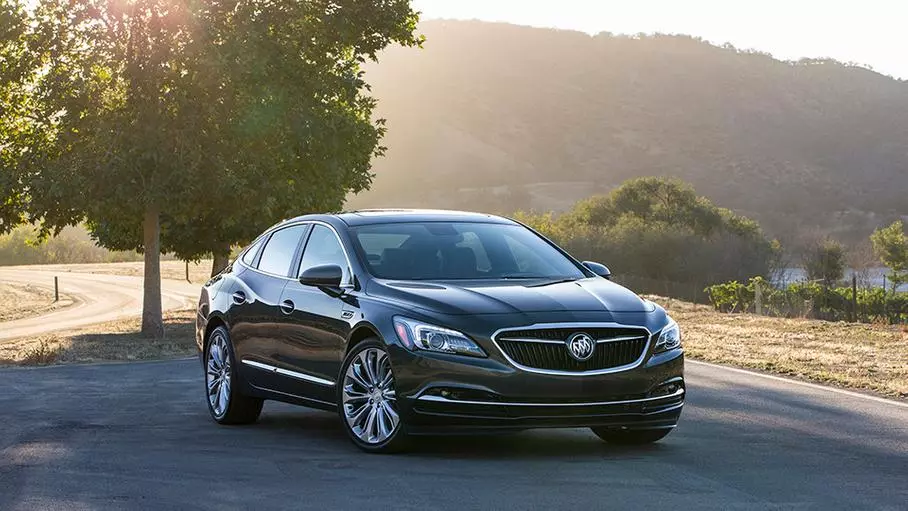 Sedan Buick รุ่นเรือธงเปลี่ยนรุ่น 54187_1