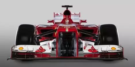 Ferrari Team- ը սցենարը թաքցրեց նոր մեքենայի քթի վրա 55193_3