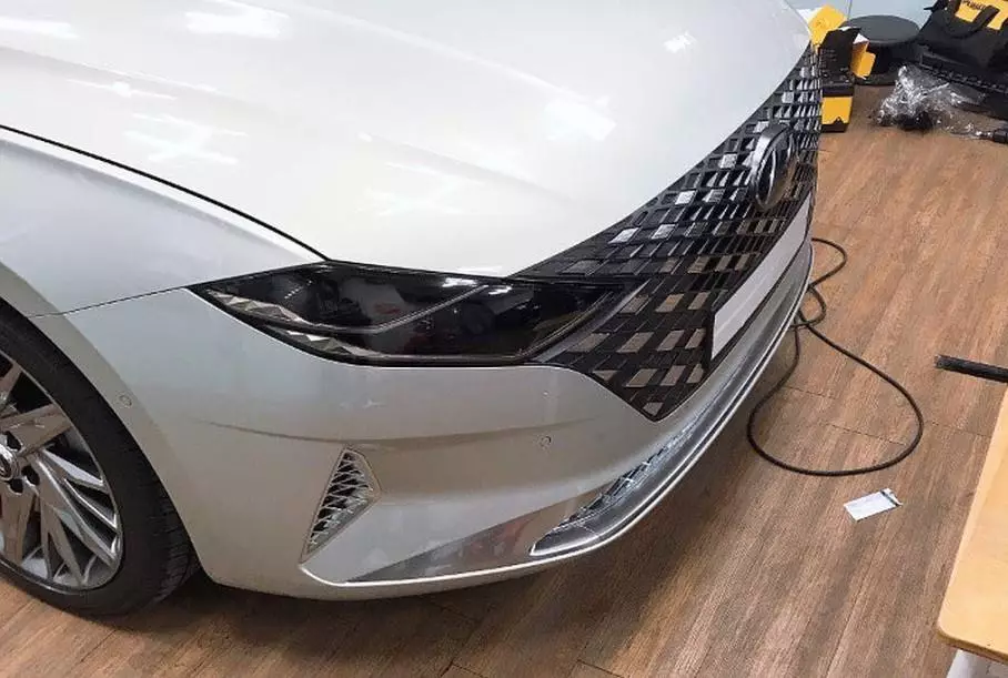 Neue Hyundai Grandeur erhält eine flache 