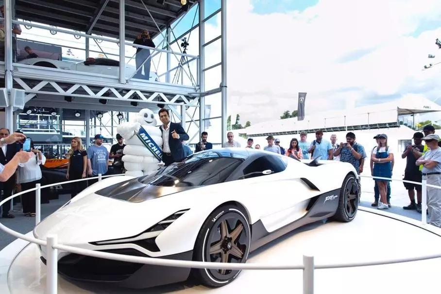 Gosipụtara Hypercar nke mbụ India mbụ 56485_2