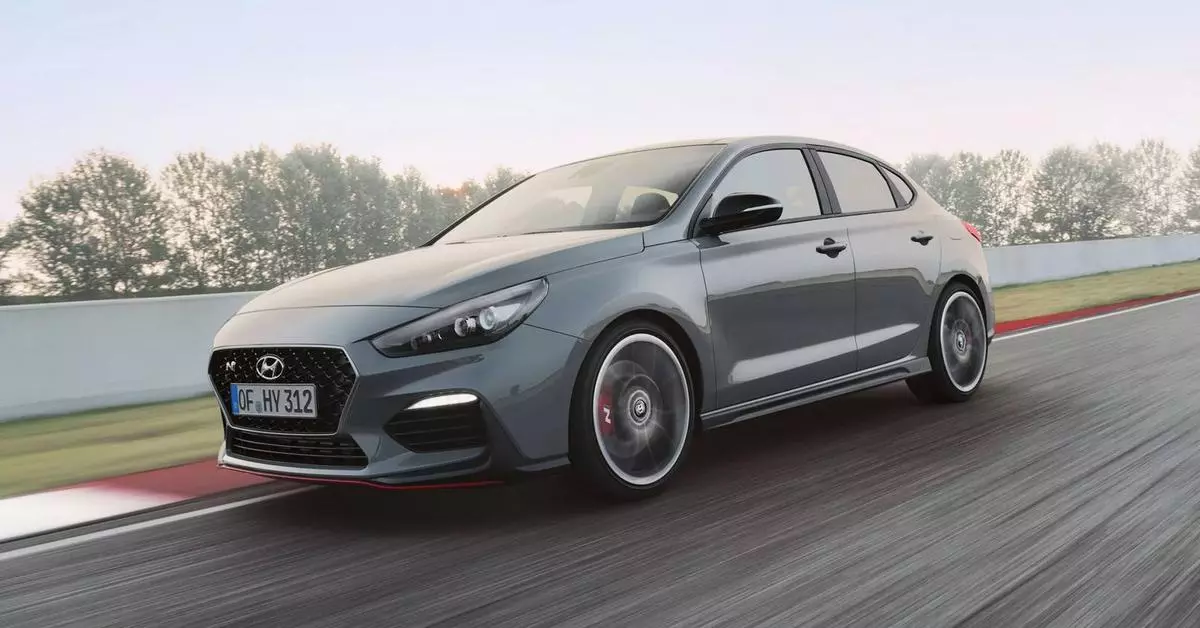 Hyundai reveló "acusado" Fastbek I30