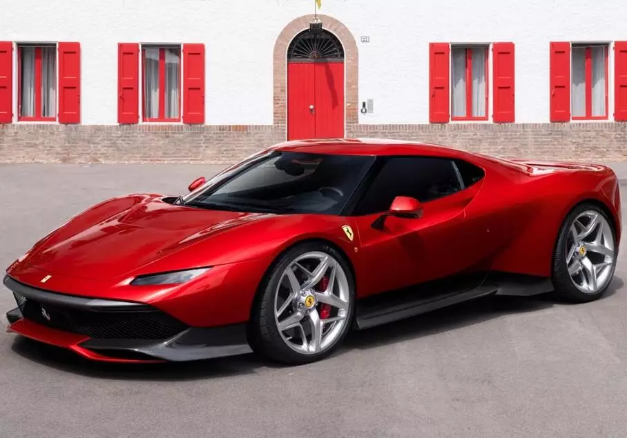 Ferrari membina supercar yang unik untuk 