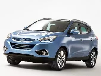 Hyundai သည်အသွင်အပြင်နှင့် Motors IX35 5763_1