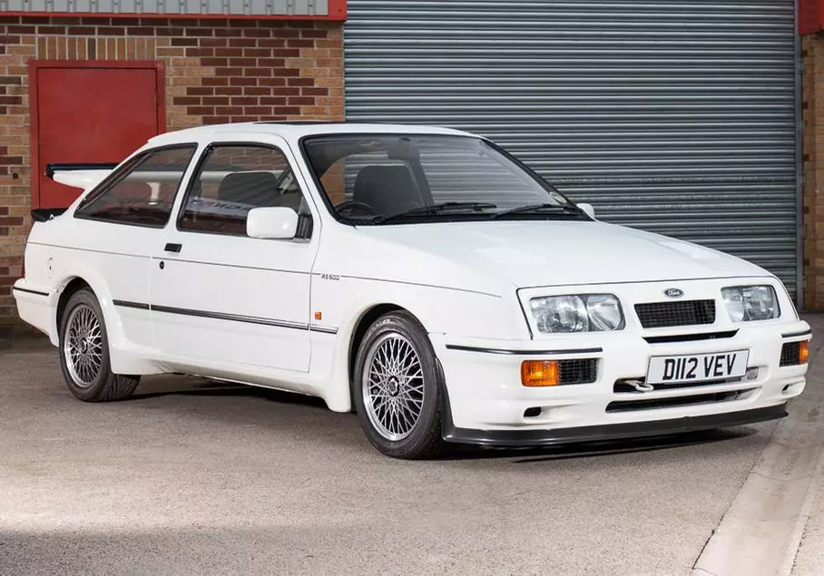 Kutoka mnada itakuwa kuuzwa kwanza Ford Sierra RS500 Cosworth 57811_1