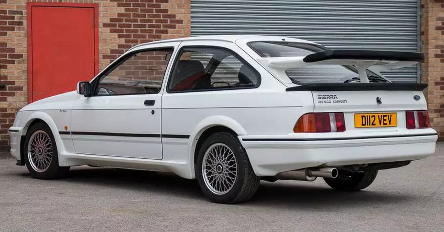 Kutoka mnada itakuwa kuuzwa kwanza Ford Sierra RS500 Cosworth 57811_2